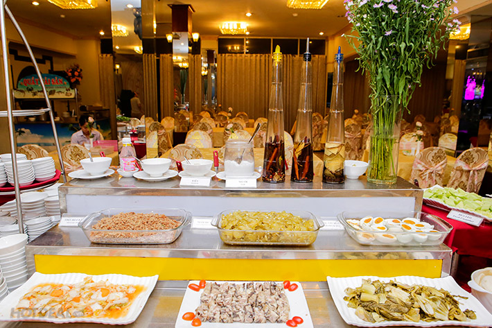 BUFFET TỐI HƠN 50 MÓN ĐẶC SẮC TẠI KHÁCH SẠN VICTORY 3 SAO - BAO GỒM ...