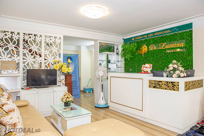 Trị Mụn Chuẩn Y Khoa Hiệu Quả 100% Điện Di Tính Chất Căng Bóng Làn Da - Dr Lumina Spa Clinic