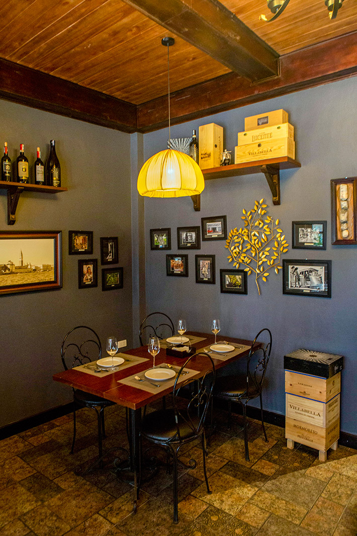 Rustico Italia Restaurant: Thăn Lõi Bò New Zealand, Sốt Bò Quay BBQ ...