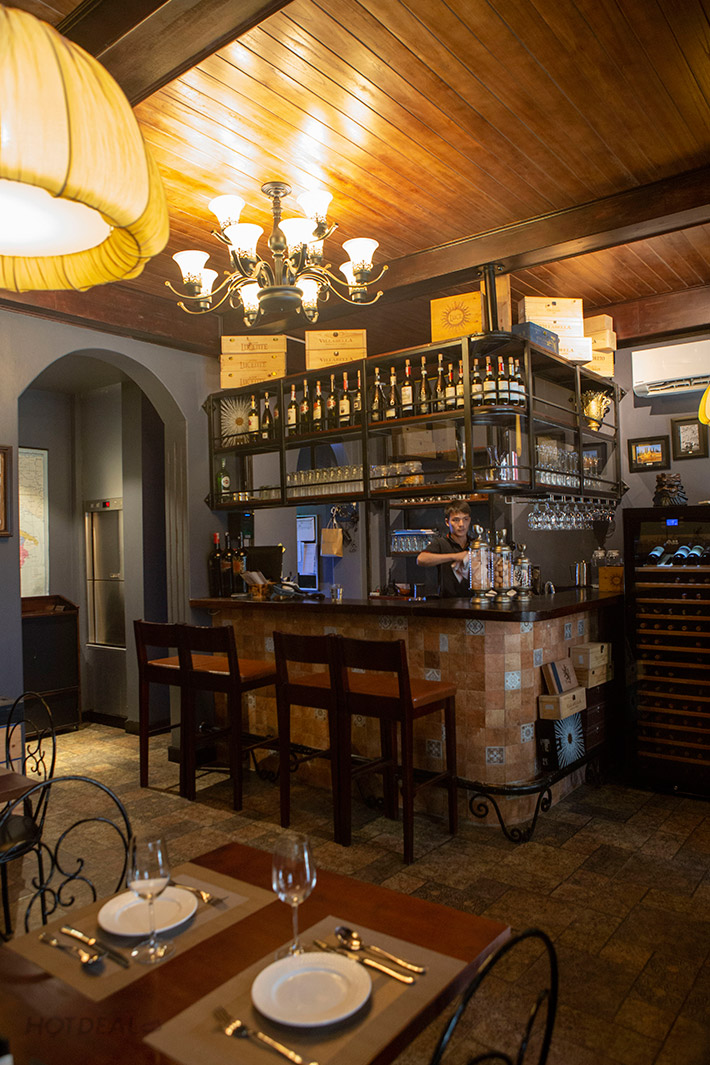 Rustico Italia Restaurant: Thăn Lõi Bò New Zealand, Sốt Bò Quay BBQ ...